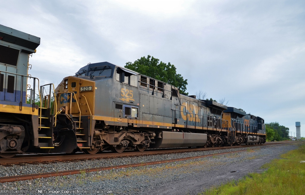 CSX 525
